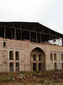 Cheshmeh emarat garden Map | tishineh tourism